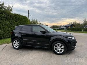 Black Land Rover Range Rover Evoque 2017 in Riga, with an engine capacity of 2.00 L and mileage of 185 thousand km for 11500 €, photo 4 on AUTOMOTO.COM.LV