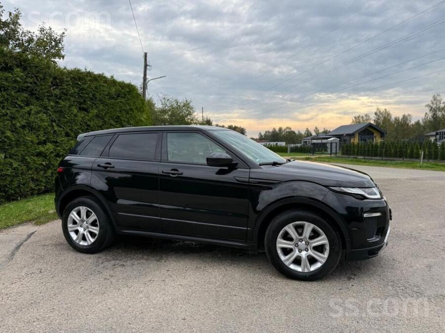 Black Land Rover Range Rover Evoque 2017 in Riga, with an engine capacity of 2.00 L and mileage of 185 thousand km for 11500 €, photo 4 on AUTOMOTO.COM.LV