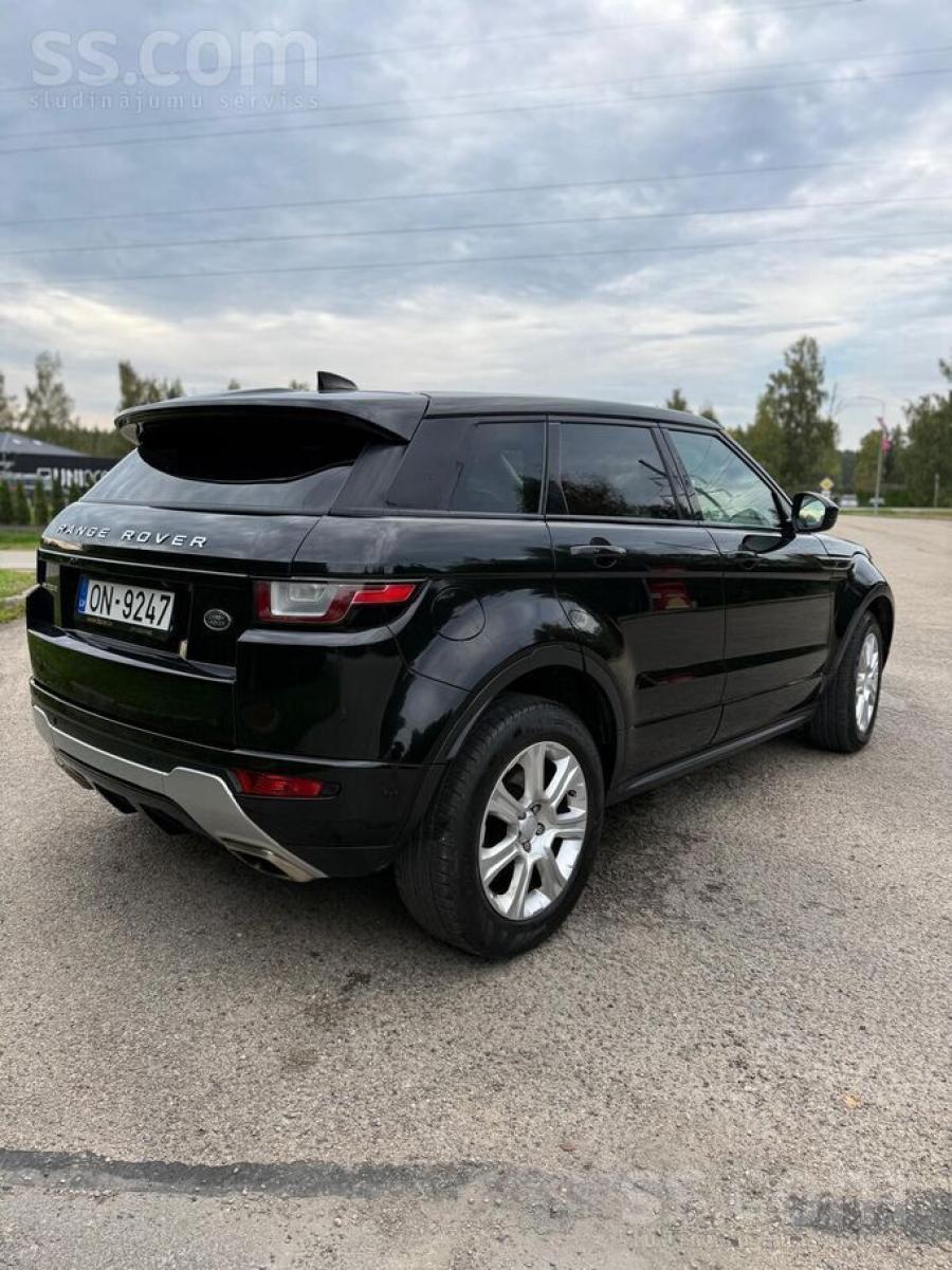 Black Land Rover Range Rover Evoque 2017 in Riga, with an engine capacity of 2.00 L and mileage of 185 thousand km for 11500 €, photo 7 on AUTOMOTO.COM.LV