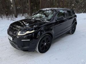 Melns Land Rover Range Rover Evoque 2018 Tauragė, ar dzinēja tilpumu 2.00 L un nobraukumu 153 tūkst. km par 13600 €, foto  vietnē AUTOMOTO.COM.LV