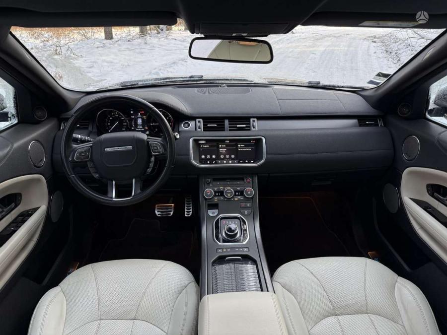 Melns Land Rover Range Rover Evoque 2018 Tauragė, ar dzinēja tilpumu 2.00 L un nobraukumu 153 tūkst. km par 13600 €, foto 16 vietnē AUTOMOTO.COM.LV
