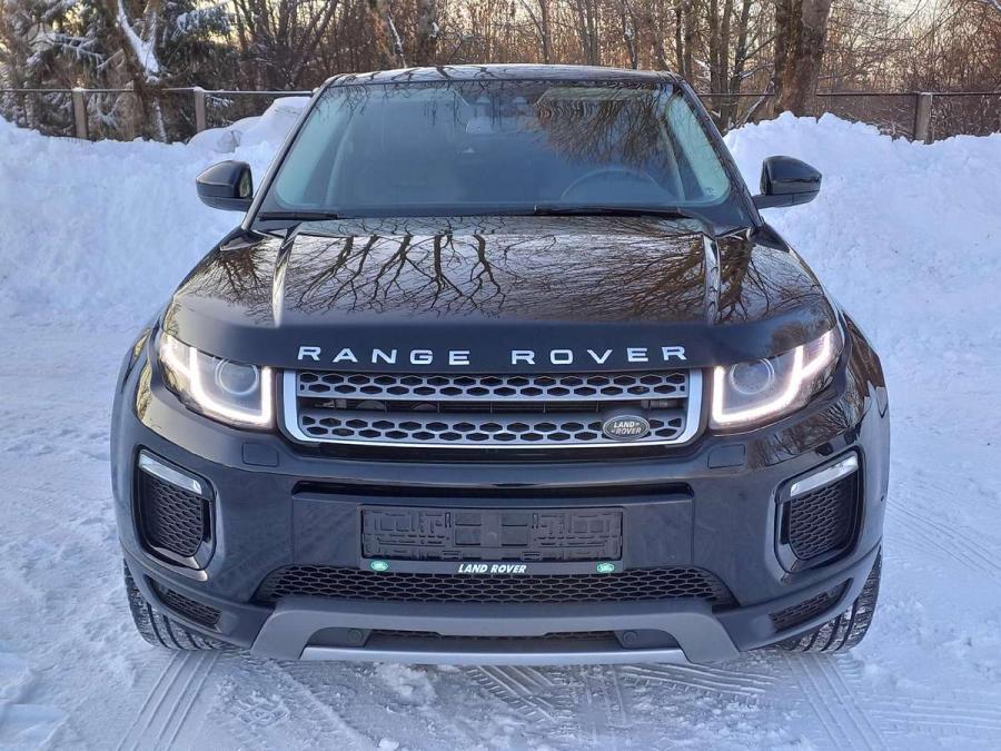 Melns Land Rover Range Rover Evoque 2018 Šauļi, ar dzinēja tilpumu 2.00 L un nobraukumu 106 tūkst. km par 12950 €, foto 7 vietnē AUTOMOTO.COM.LV