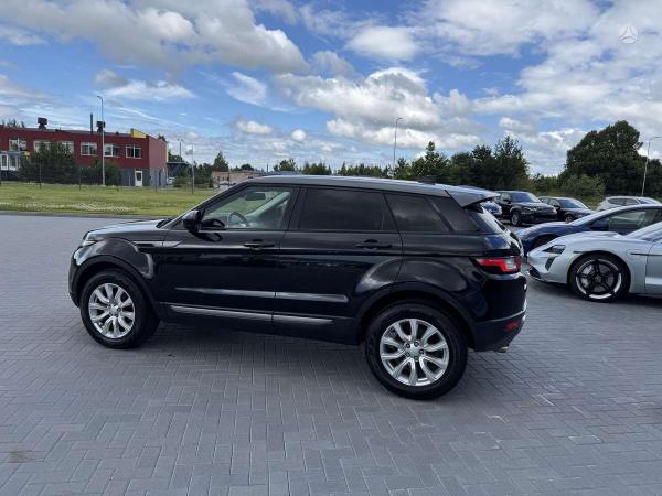 Melns Land Rover Range Rover Evoque 2018 Telšiai, ar dzinēja tilpumu 2.00 L un nobraukumu 188 tūkst. km par 8300 €, foto 3 vietnē AUTOMOTO.COM.LV