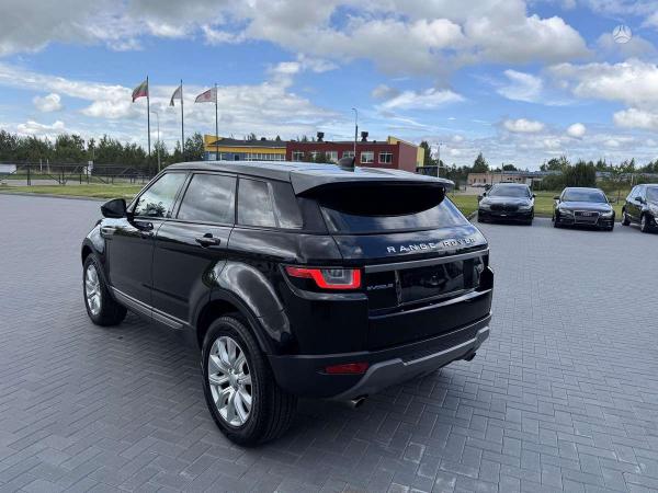 Melns Land Rover Range Rover Evoque 2018 Telšiai, ar dzinēja tilpumu 2.00 L un nobraukumu 188 tūkst. km par 8300 €, foto 4 vietnē AUTOMOTO.COM.LV