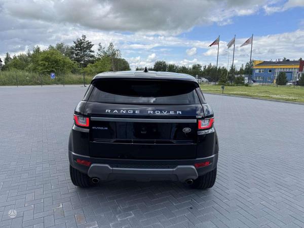 Melns Land Rover Range Rover Evoque 2018 Telšiai, ar dzinēja tilpumu 2.00 L un nobraukumu 188 tūkst. km par 8300 €, foto 5 vietnē AUTOMOTO.COM.LV