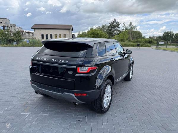 Melns Land Rover Range Rover Evoque 2018 Telšiai, ar dzinēja tilpumu 2.00 L un nobraukumu 188 tūkst. km par 8300 €, foto 6 vietnē AUTOMOTO.COM.LV