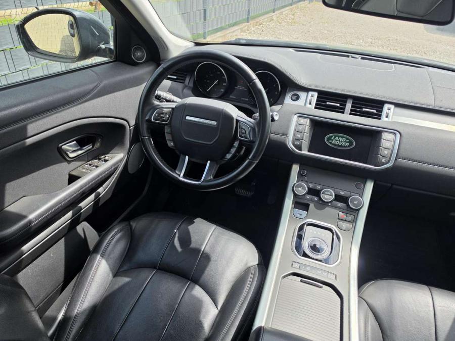 Black Land Rover Range Rover Evoque 2018 in Taurage, with an engine capacity of 2.00 L and mileage of 177 thousand km for 7800 €, photo 9 on AUTOMOTO.COM.LV