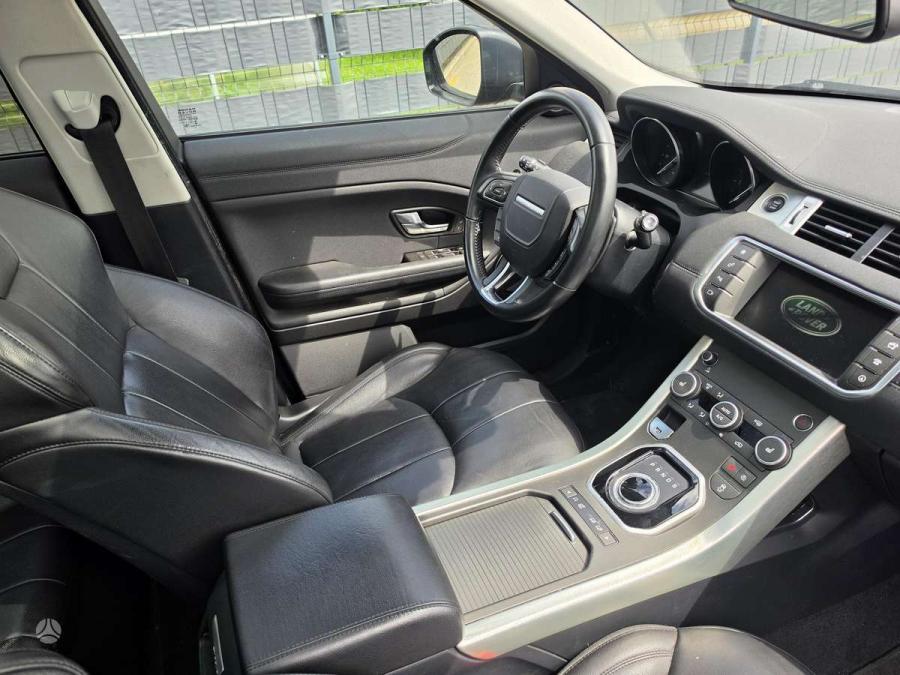 Black Land Rover Range Rover Evoque 2018 in Taurage, with an engine capacity of 2.00 L and mileage of 177 thousand km for 7800 €, photo 10 on AUTOMOTO.COM.LV