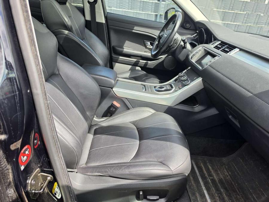 Black Land Rover Range Rover Evoque 2018 in Taurage, with an engine capacity of 2.00 L and mileage of 177 thousand km for 7800 €, photo 11 on AUTOMOTO.COM.LV