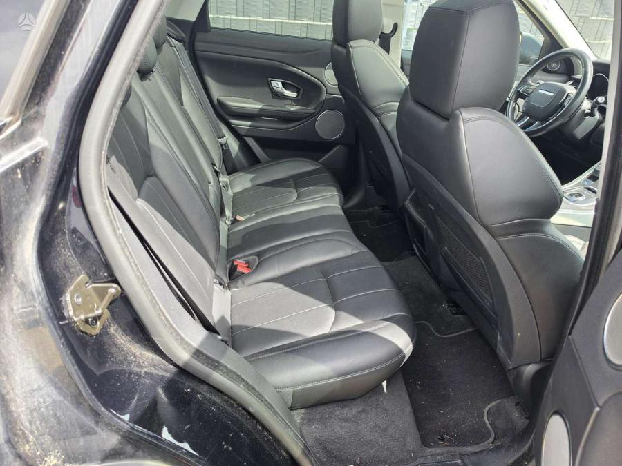 Black Land Rover Range Rover Evoque 2018 in Taurage, with an engine capacity of 2.00 L and mileage of 177 thousand km for 7800 €, photo 15 on AUTOMOTO.COM.LV