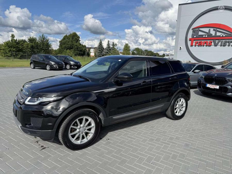 Black Land Rover Range Rover Evoque 2018 in Telschi, with an engine capacity of 2.00 L and mileage of 106 thousand km for 8700 €, photo 3 on AUTOMOTO.COM.LV