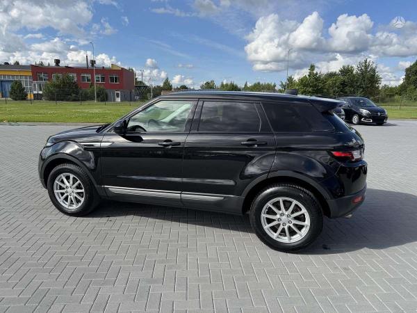 Black Land Rover Range Rover Evoque 2018 in Telschi, with an engine capacity of 2.00 L and mileage of 106 thousand km for 8700 €, photo 3 on AUTOMOTO.COM.LV