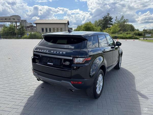 Black Land Rover Range Rover Evoque 2018 in Telschi, with an engine capacity of 2.00 L and mileage of 106 thousand km for 8700 €, photo 6 on AUTOMOTO.COM.LV