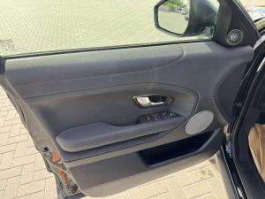 Black Land Rover Range Rover Evoque 2018 in Telschi, with an engine capacity of 2.00 L and mileage of 106 thousand km for 8700 €, photo 17 on AUTOMOTO.COM.LV