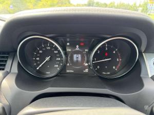 Black Land Rover Range Rover Evoque 2018 in Telschi, with an engine capacity of 2.00 L and mileage of 106 thousand km for 8700 €, photo 24 on AUTOMOTO.COM.LV