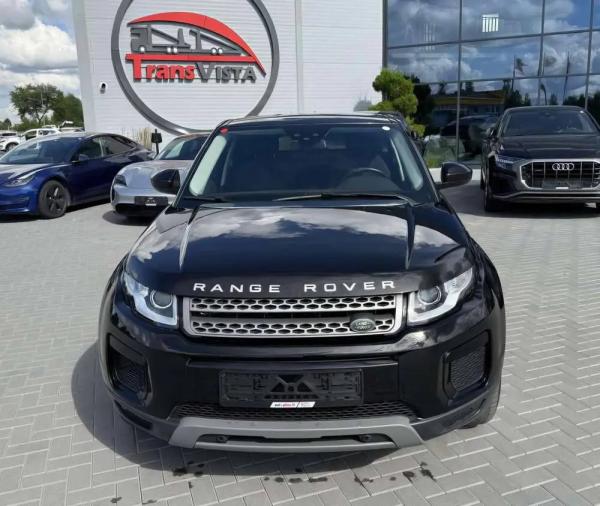 Black Land Rover Range Rover Evoque 2018 in Telschi, with an engine capacity of 2.00 L and mileage of 106 thousand km for 8690 €, photo 3 on AUTOMOTO.COM.LV