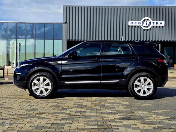 Black Land Rover Range Rover Evoque 2018 in Siauliai, with an engine capacity of 2.00 L and mileage of 208 thousand km for 12500 €, photo 3 on AUTOMOTO.COM.LV