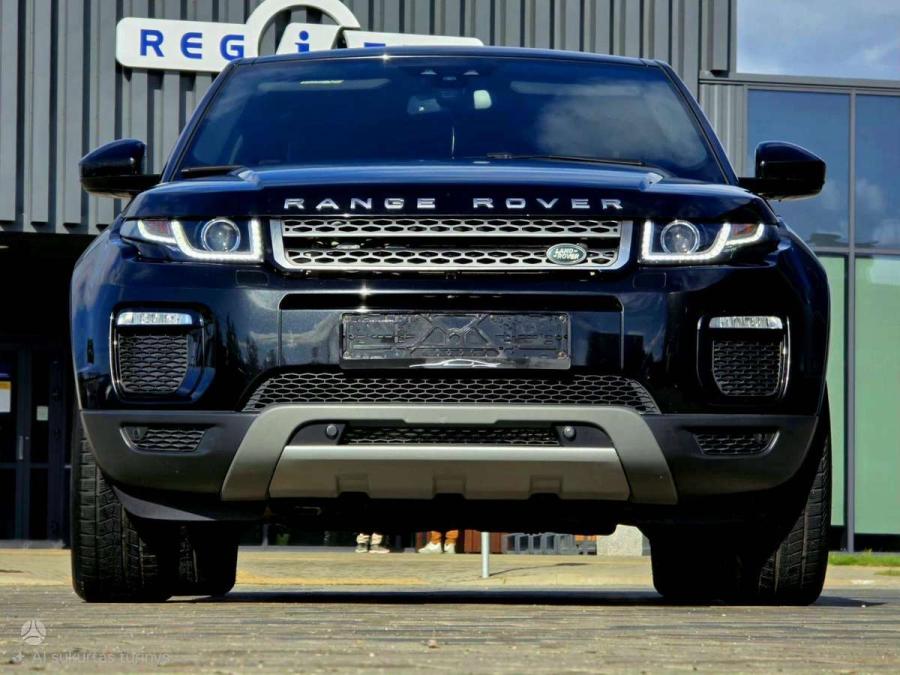 Black Land Rover Range Rover Evoque 2018 in Siauliai, with an engine capacity of 2.00 L and mileage of 208 thousand km for 12500 €, photo 5 on AUTOMOTO.COM.LV