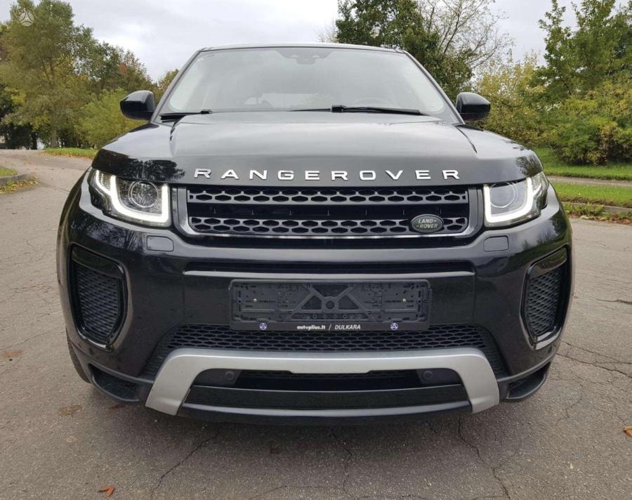 Black Land Rover Range Rover Evoque 2018 in Siauliai, with an engine capacity of 2.00 L and mileage of 150 thousand km for 10200 €, photo 3 on AUTOMOTO.COM.LV