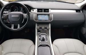 Black Land Rover Range Rover Evoque 2018 in Siauliai, with an engine capacity of 2.00 L and mileage of 150 thousand km for 10200 €, photo 9 on AUTOMOTO.COM.LV