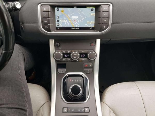 Black Land Rover Range Rover Evoque 2018 in Siauliai, with an engine capacity of 2.00 L and mileage of 150 thousand km for 10200 €, photo 11 on AUTOMOTO.COM.LV