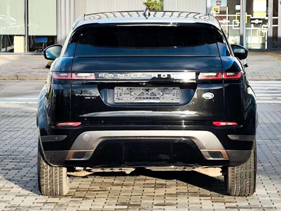 Black Land Rover Range Rover Evoque 2019 in Siauliai, with an engine capacity of 2.00 L and mileage of 160 thousand km for 18400 €, photo 6 on AUTOMOTO.COM.LV