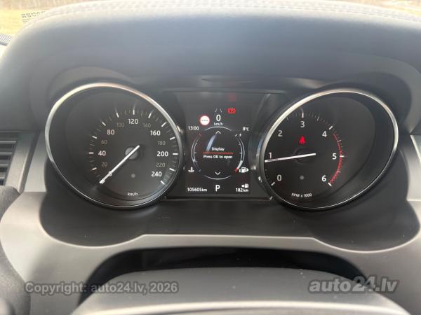 Black Land Rover Range Rover Evoque 2019 in Tallinn, with an engine capacity of 2.00 L and mileage of 106 thousand km for 19000 €, photo 7 on AUTOMOTO.COM.LV