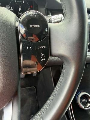 Melns Land Rover Range Rover Evoque 2019 Klaipėda, ar dzinēja tilpumu 2.00 L un nobraukumu 89 tūkst. km par 21000 €, foto 18 vietnē AUTOMOTO.COM.LV