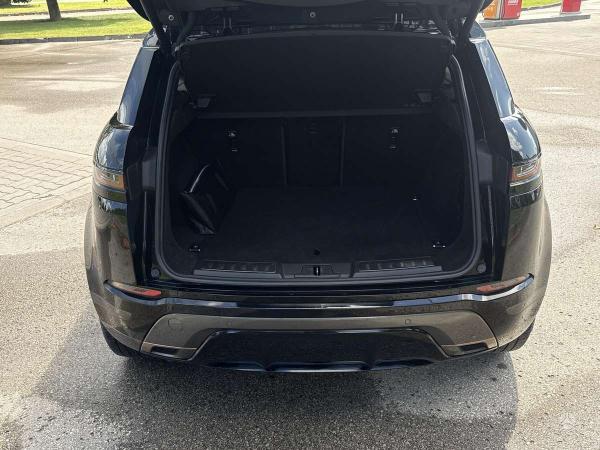 Melns Land Rover Range Rover Evoque 2019 Tauragė, ar dzinēja tilpumu 2.00 L un nobraukumu 165 tūkst. km par 17900 €, foto 7 vietnē AUTOMOTO.COM.LV