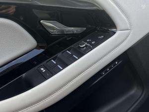 Melns Land Rover Range Rover Evoque 2019 Tauragė, ar dzinēja tilpumu 2.00 L un nobraukumu 165 tūkst. km par 16900 €, foto 23 vietnē AUTOMOTO.COM.LV