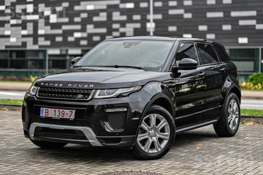 Black Land Rover Range Rover Evoque 2019 in Jelgava, with an engine capacity of 2.00 L and mileage of 161 thousand km for 13800 €, photo 3 on AUTOMOTO.COM.LV