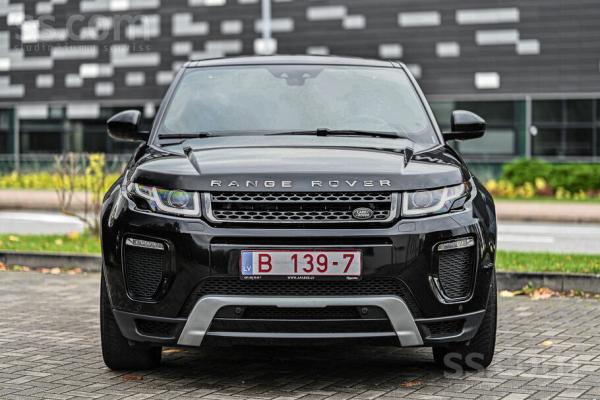 Black Land Rover Range Rover Evoque 2019 in Jelgava, with an engine capacity of 2.00 L and mileage of 161 thousand km for 13800 €, photo 6 on AUTOMOTO.COM.LV