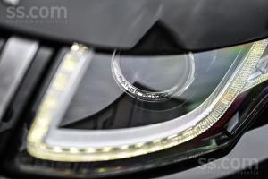 Black Land Rover Range Rover Evoque 2019 in Jelgava, with an engine capacity of 2.00 L and mileage of 161 thousand km for 13800 €, photo 9 on AUTOMOTO.COM.LV