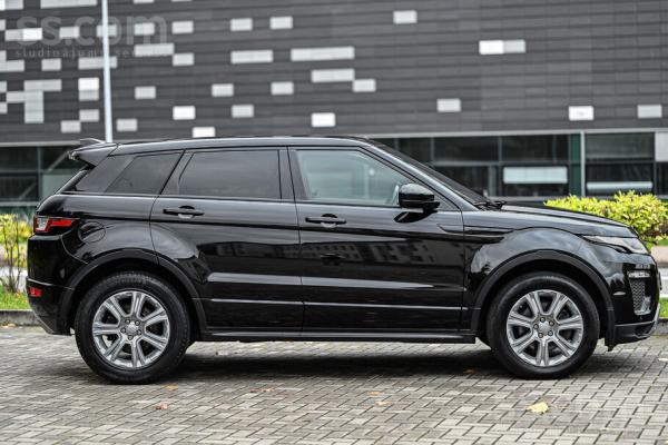 Black Land Rover Range Rover Evoque 2019 in Jelgava, with an engine capacity of 2.00 L and mileage of 161 thousand km for 13800 €, photo 10 on AUTOMOTO.COM.LV
