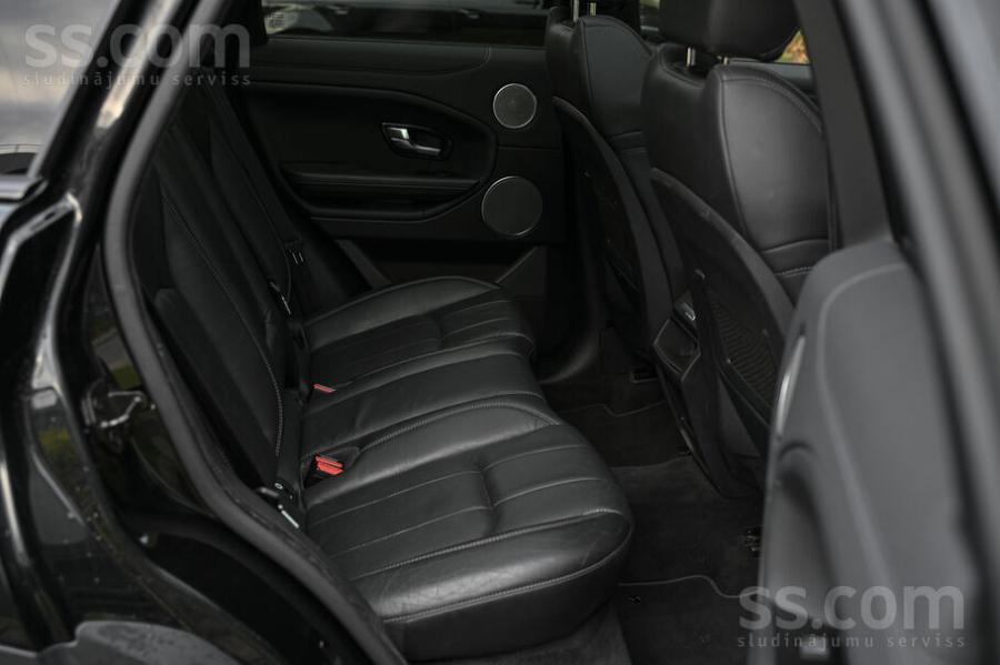 Black Land Rover Range Rover Evoque 2019 in Jelgava, with an engine capacity of 2.00 L and mileage of 161 thousand km for 13800 €, photo 16 on AUTOMOTO.COM.LV