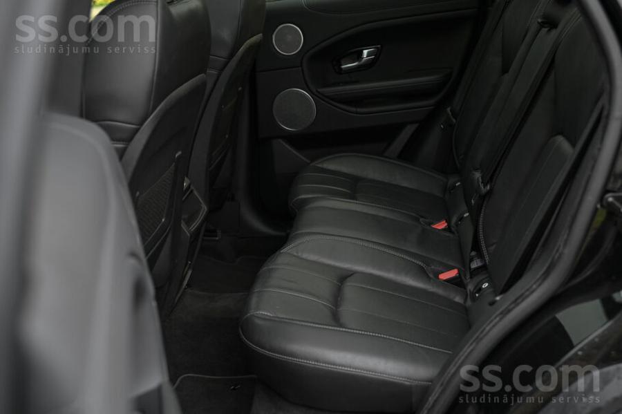 Black Land Rover Range Rover Evoque 2019 in Jelgava, with an engine capacity of 2.00 L and mileage of 161 thousand km for 13800 €, photo 17 on AUTOMOTO.COM.LV