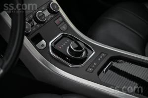 Black Land Rover Range Rover Evoque 2019 in Jelgava, with an engine capacity of 2.00 L and mileage of 161 thousand km for 13800 €, photo 25 on AUTOMOTO.COM.LV