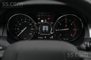 Black Land Rover Range Rover Evoque 2019 in Jelgava, with an engine capacity of 2.00 L and mileage of 161 thousand km for 13800 €, photo 28 on AUTOMOTO.COM.LV
