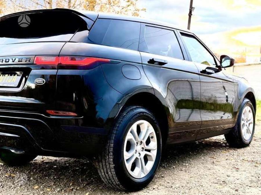 Black Land Rover Range Rover Evoque 2020 in Siauliai, with an engine capacity of 2.00 L and mileage of 173 thousand km for 17200 €, photo 8 on AUTOMOTO.COM.LV