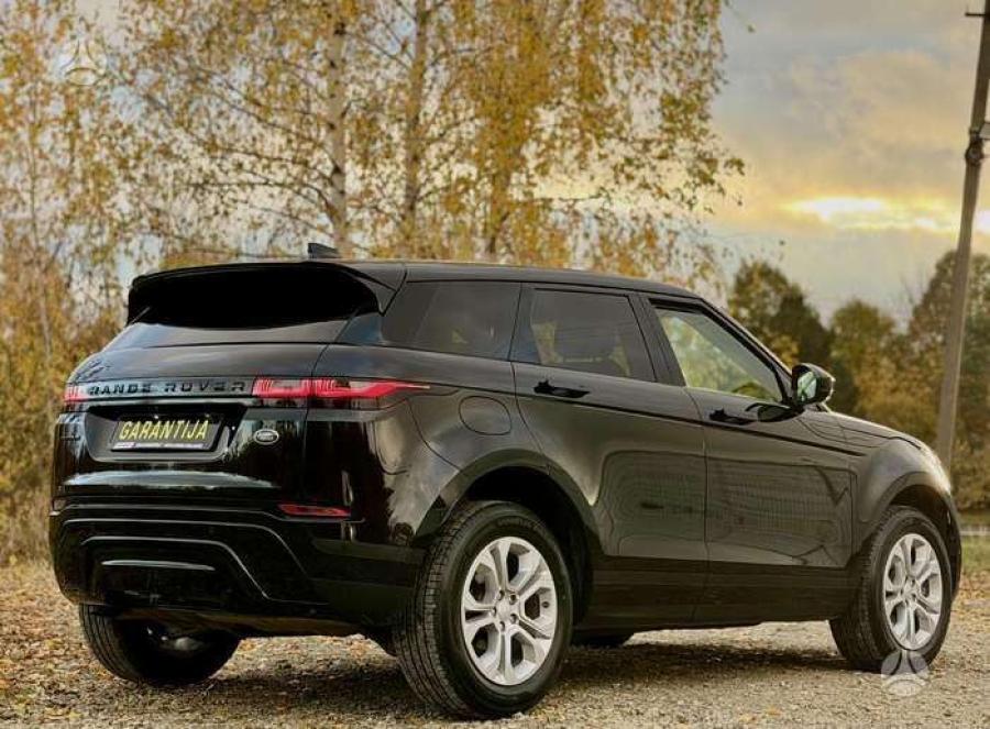 Melns Land Rover Range Rover Evoque 2020 Šauļi, ar dzinēja tilpumu 2.00 L un nobraukumu 173 tūkst. km par 17200 €, foto 2 vietnē AUTOMOTO.COM.LV