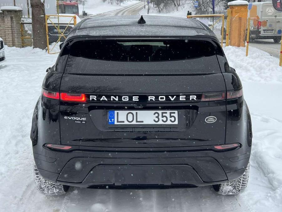 Black Land Rover Range Rover Evoque 2020 in Vilnius, with an engine capacity of 2.00 L and mileage of 97 thousand km for 21500 €, photo 3 on AUTOMOTO.COM.LV