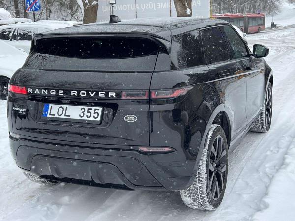 Black Land Rover Range Rover Evoque 2020 in Vilnius, with an engine capacity of 2.00 L and mileage of 97 thousand km for 21500 €, photo 5 on AUTOMOTO.COM.LV