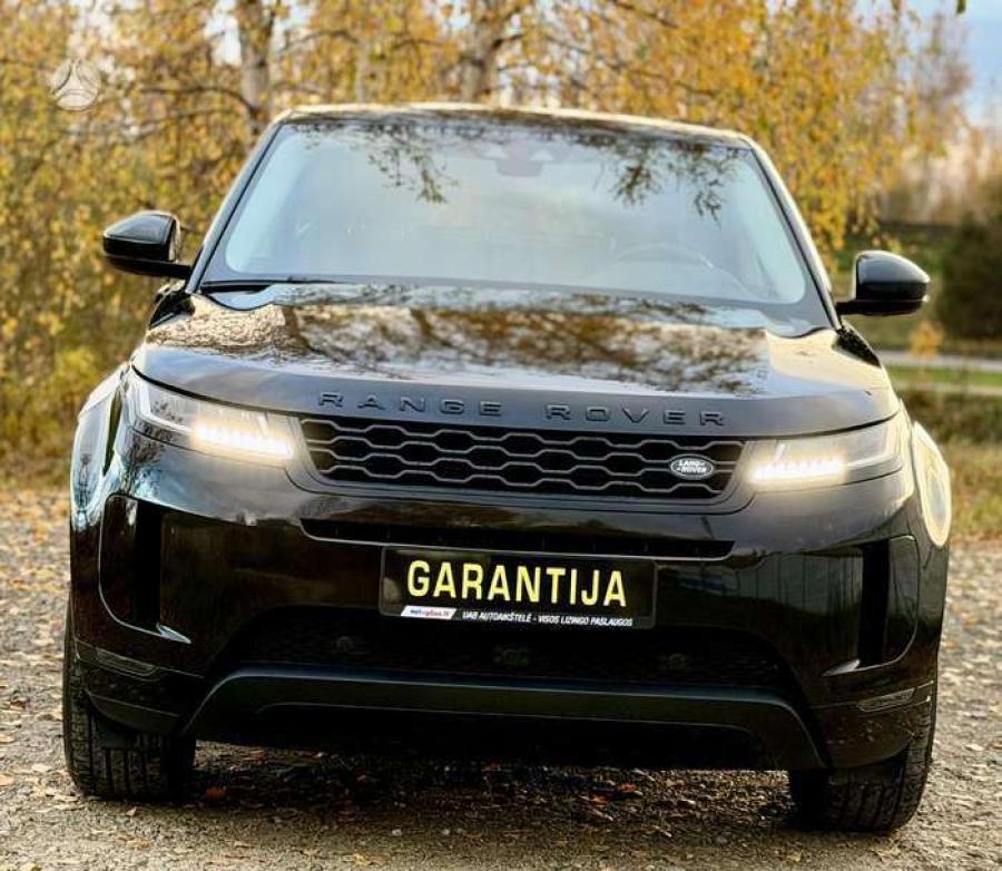 Melns Land Rover Range Rover Evoque 2020 Šauļi, ar dzinēja tilpumu 2.00 L un nobraukumu 173 tūkst. km par 17200 €, foto 1 vietnē AUTOMOTO.COM.LV
