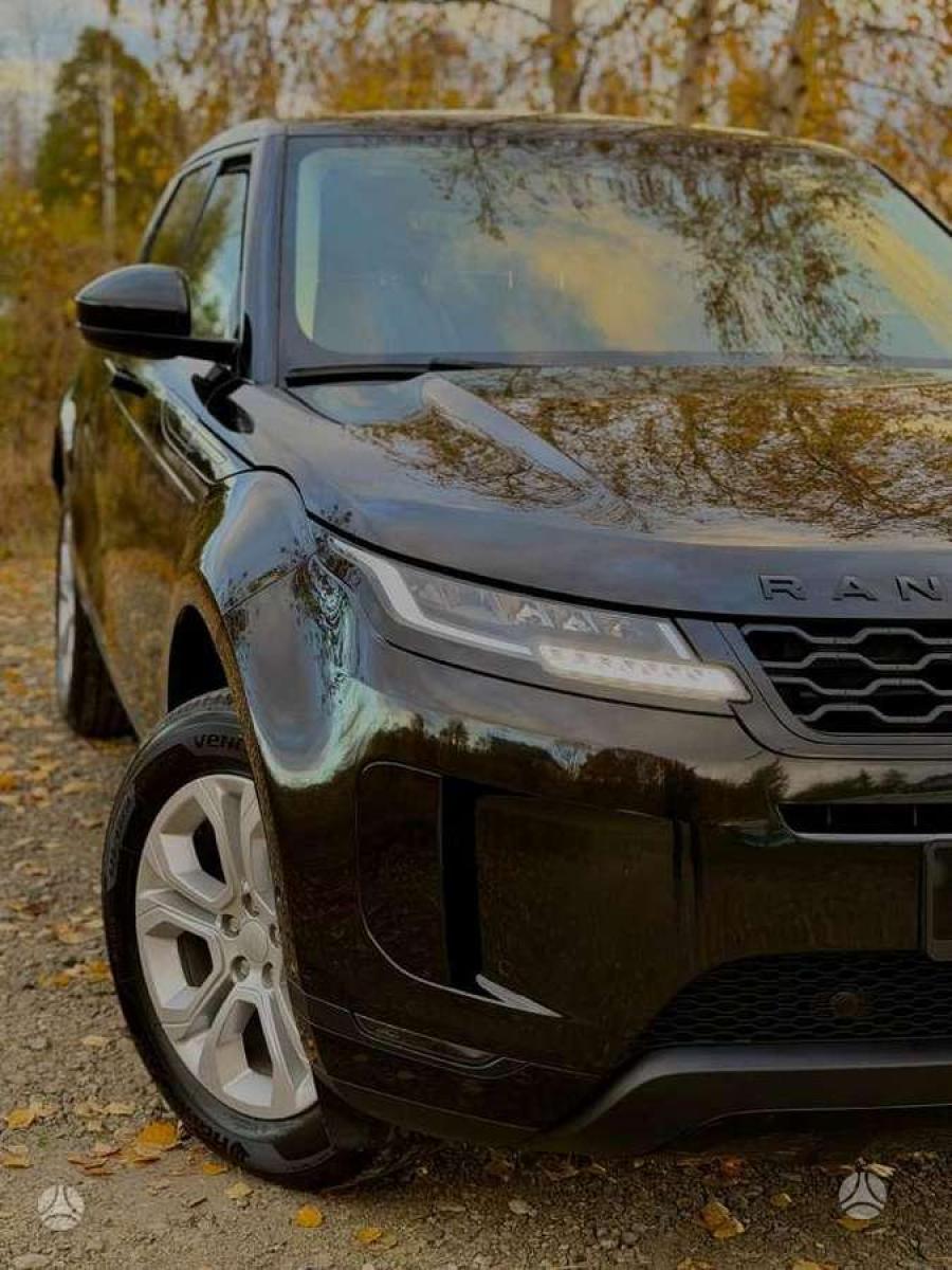 Black Land Rover Range Rover Evoque 2020 in Siauliai, with an engine capacity of 2.00 L and mileage of 173 thousand km for 17200 €, photo 17 on AUTOMOTO.COM.LV