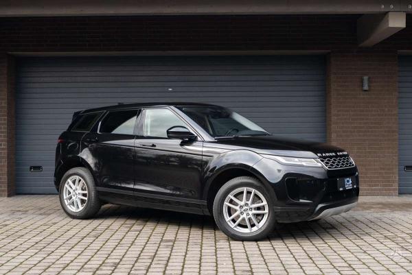 Melns Land Rover Range Rover Evoque 2020 Marijampole, ar dzinēja tilpumu 2.00 L un nobraukumu 135 tūkst. km par 19450 €, foto 1 vietnē AUTOMOTO.COM.LV