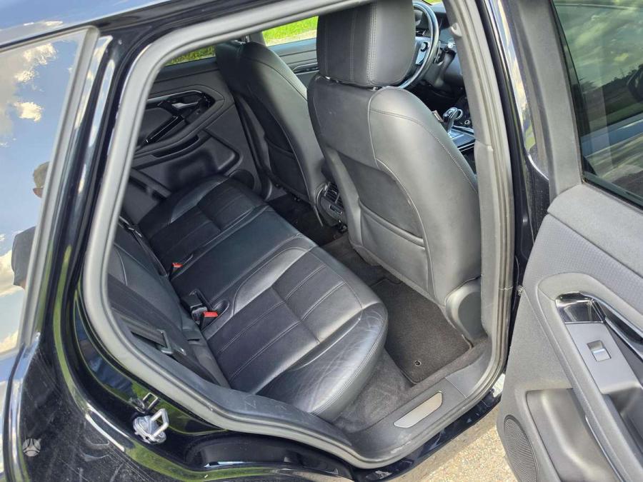 Melns Land Rover Range Rover Evoque 2020 Kauņa, ar dzinēja tilpumu 2.00 L un nobraukumu 186 tūkst. km par 18450 €, foto 13 vietnē AUTOMOTO.COM.LV