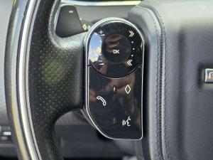 Melns Land Rover Range Rover Evoque 2020 Kauņa, ar dzinēja tilpumu 2.00 L un nobraukumu 186 tūkst. km par 18450 €, foto 19 vietnē AUTOMOTO.COM.LV