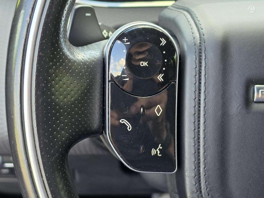 Melns Land Rover Range Rover Evoque 2020 Kauņa, ar dzinēja tilpumu 2.00 L un nobraukumu 186 tūkst. km par 18450 €, foto 19 vietnē AUTOMOTO.COM.LV