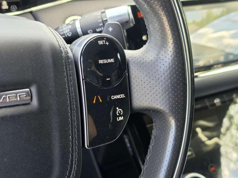 Melns Land Rover Range Rover Evoque 2020 Kauņa, ar dzinēja tilpumu 2.00 L un nobraukumu 186 tūkst. km par 18450 €, foto 20 vietnē AUTOMOTO.COM.LV