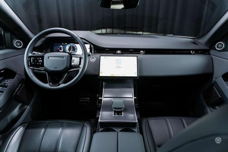 Black Land Rover Range Rover Evoque 2024 in Vilnius, with an engine capacity of 1.90 L and mileage of 8 thousand km for 47000 €, photo 24 on AUTOMOTO.COM.LV